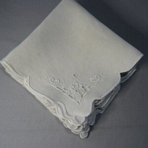 6 Vintage White Cutwork Napkins N12 - Etsy