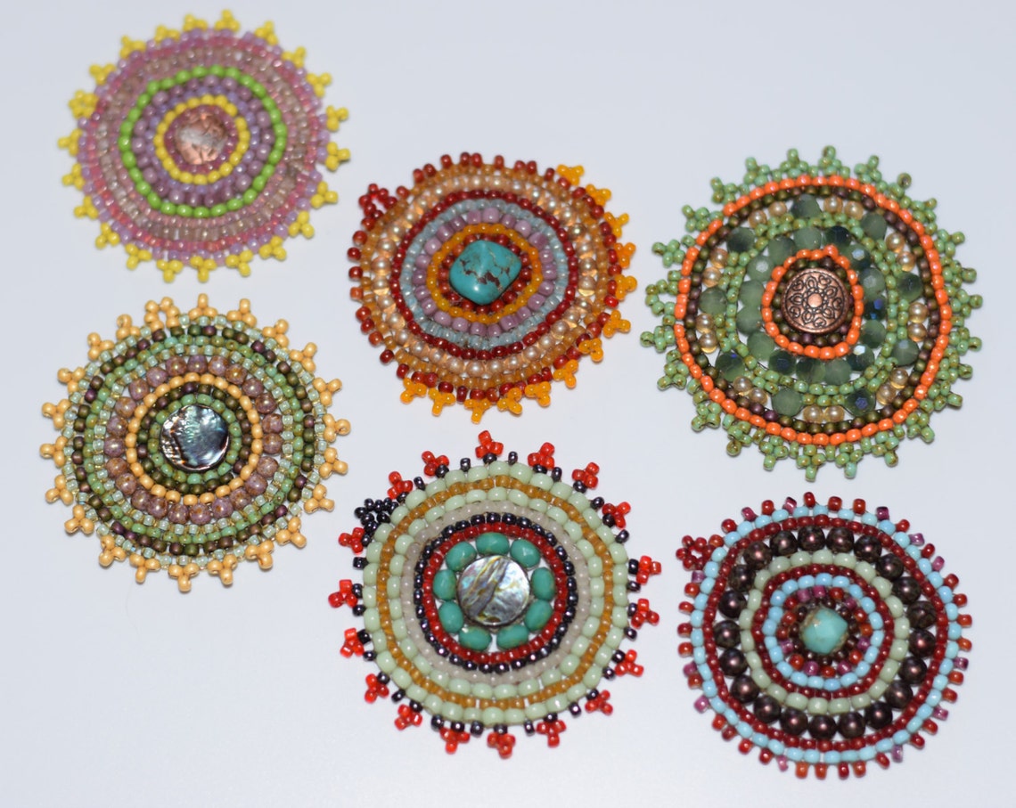 Brick Stitch Mandala Pendant Tutorial, Beadweaving, Mandala, Seed Bead ...