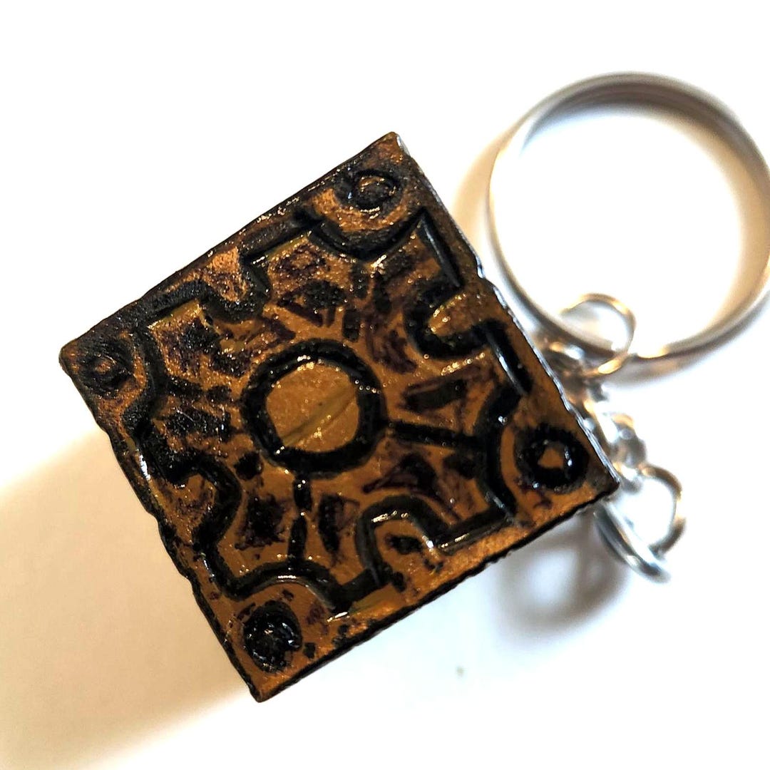 Hellraiser Inspired Puzzle Box Keychain - Etsy