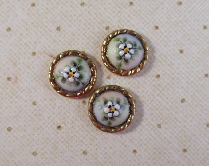 Small Round Button Set of 3 - Etsy