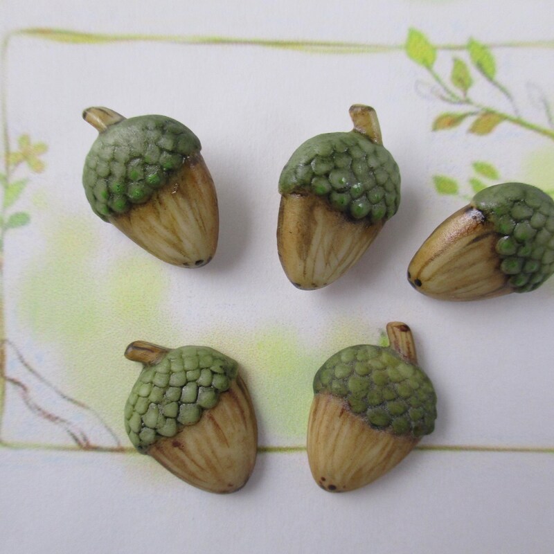 Acorn Button - Etsy