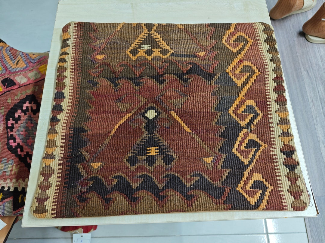 Vintage Boho Pillow Cover: 16x18'' Traditional Throw Pillow - Etsy