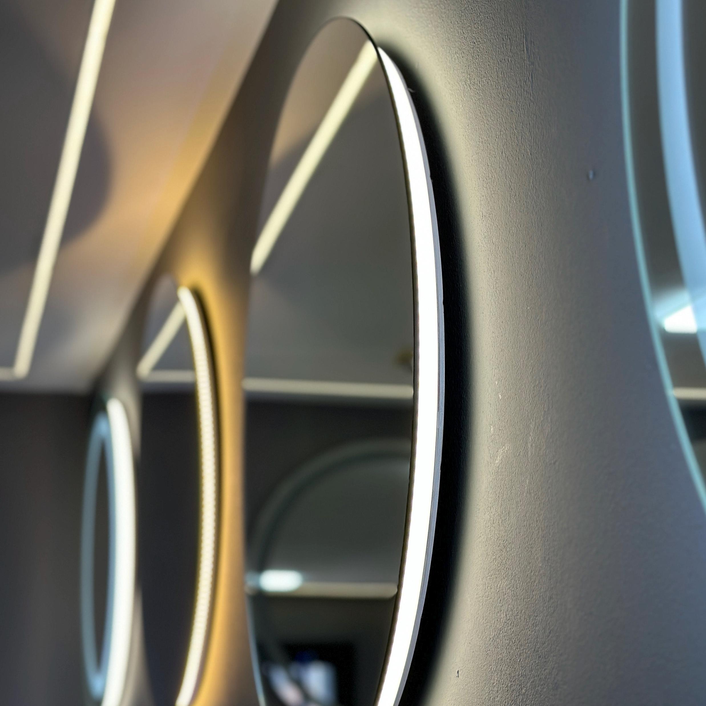 Round Aesthetic Mirror With Background Lighting, Modern Mirror, Circle ...