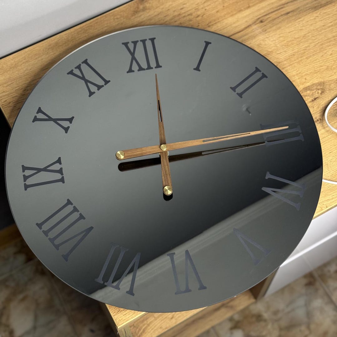 Large Round LED Mirror Clock, Modern Wall Decor, Perfect Christmas Gift ...
