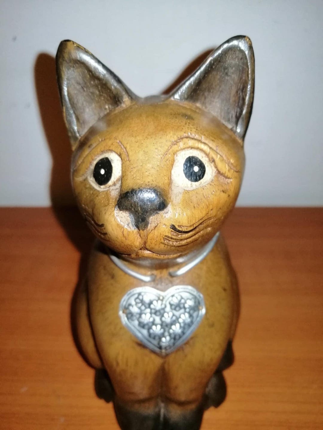 Vintage Wood Cat Statue Cat Figurine With Medal Hand Carved Wooden ...