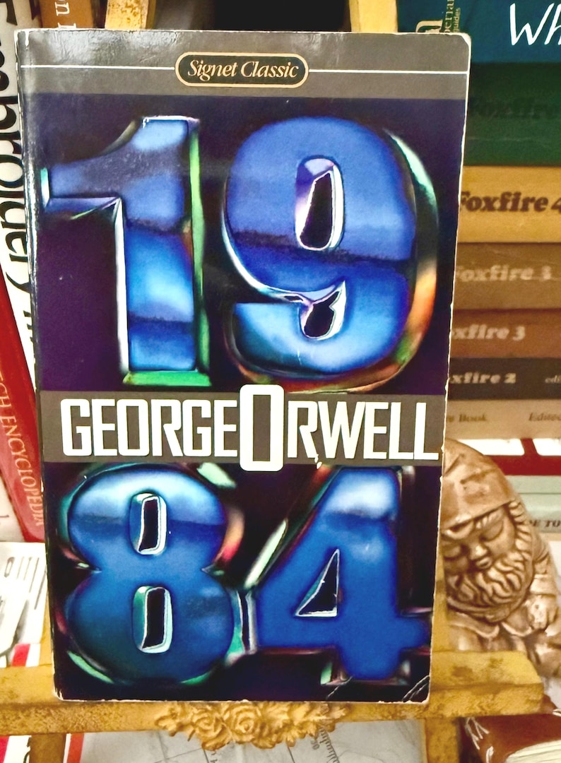 George Orwell. 1984. Signet Classic. Some Underlining. Tight Binding. Gently Used. FAIR ...