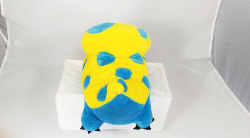 Bait the Glow Toad Shoulder Pet the Dragon Prince - Etsy UK