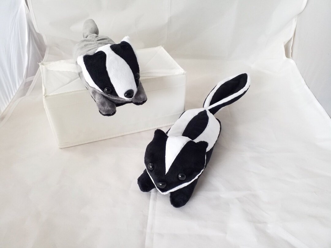 Skunk Shoulder Pet - Etsy