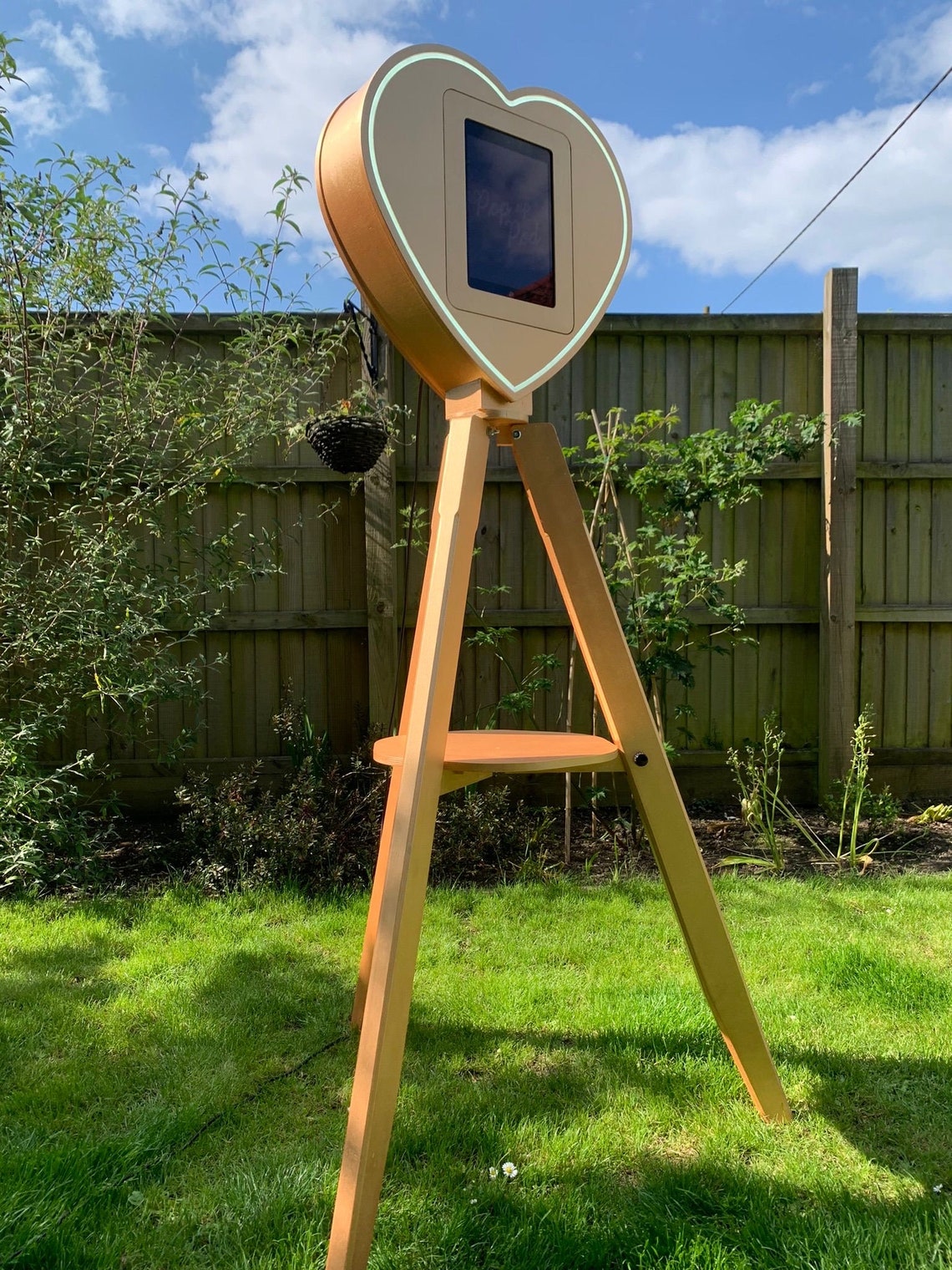 Heart Photo Booth With Std Tripod - Portable Vintage Style Wooden iPad ...