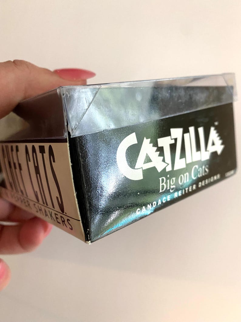 Vintage Catzilla big on Cats Hand Painted Chef Cats Salt and Pepper ...