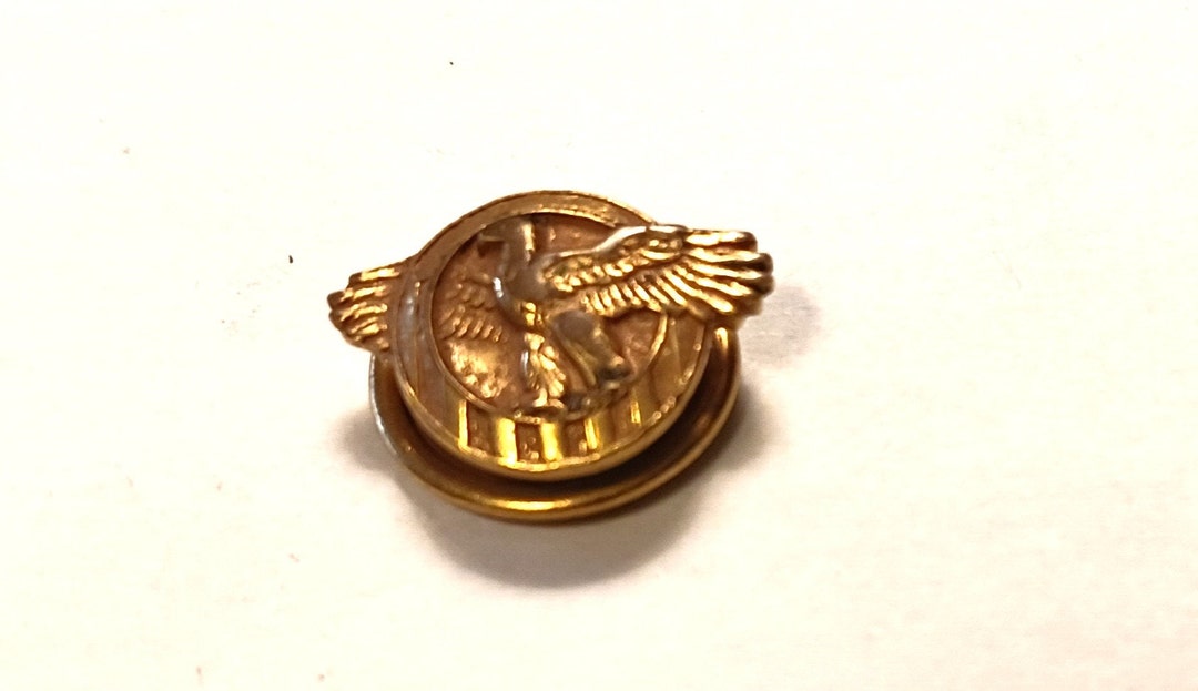 Gold Tone WW2 US Army Ruptured Duck Honorable Discharge Veteran Screw ...