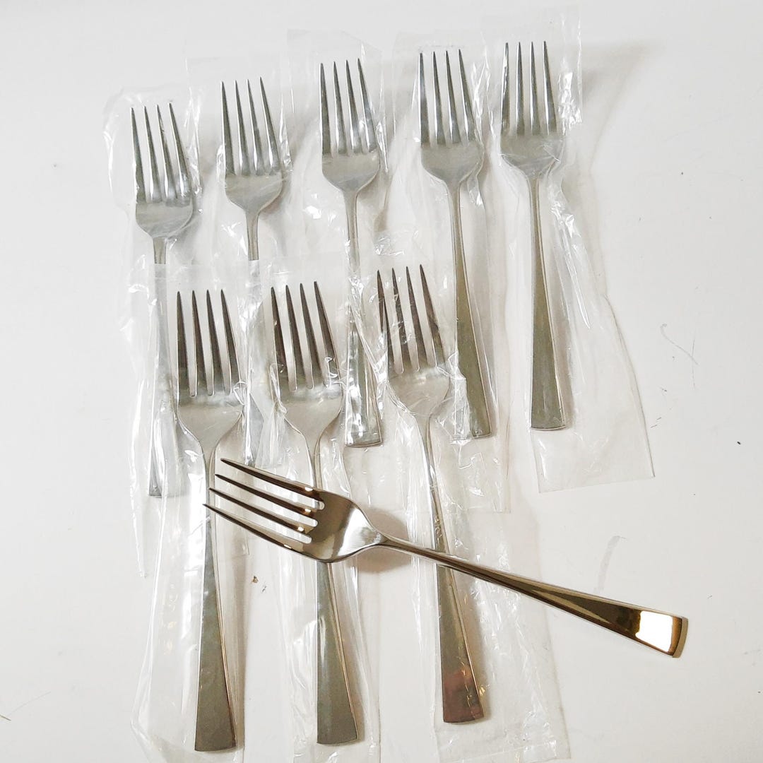 Mikasa Forks Silverware 18-10 Stainless Steel Lucia Pattern, 9 Salad ...