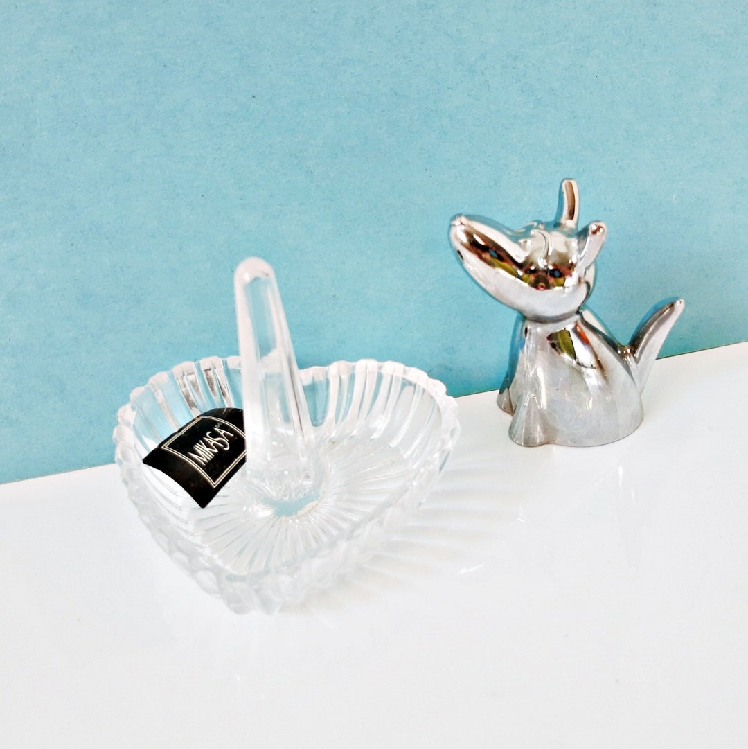 2 Ring Holders Chrome Dog W Tail and Crystal Glass Dish Heart Shape ...