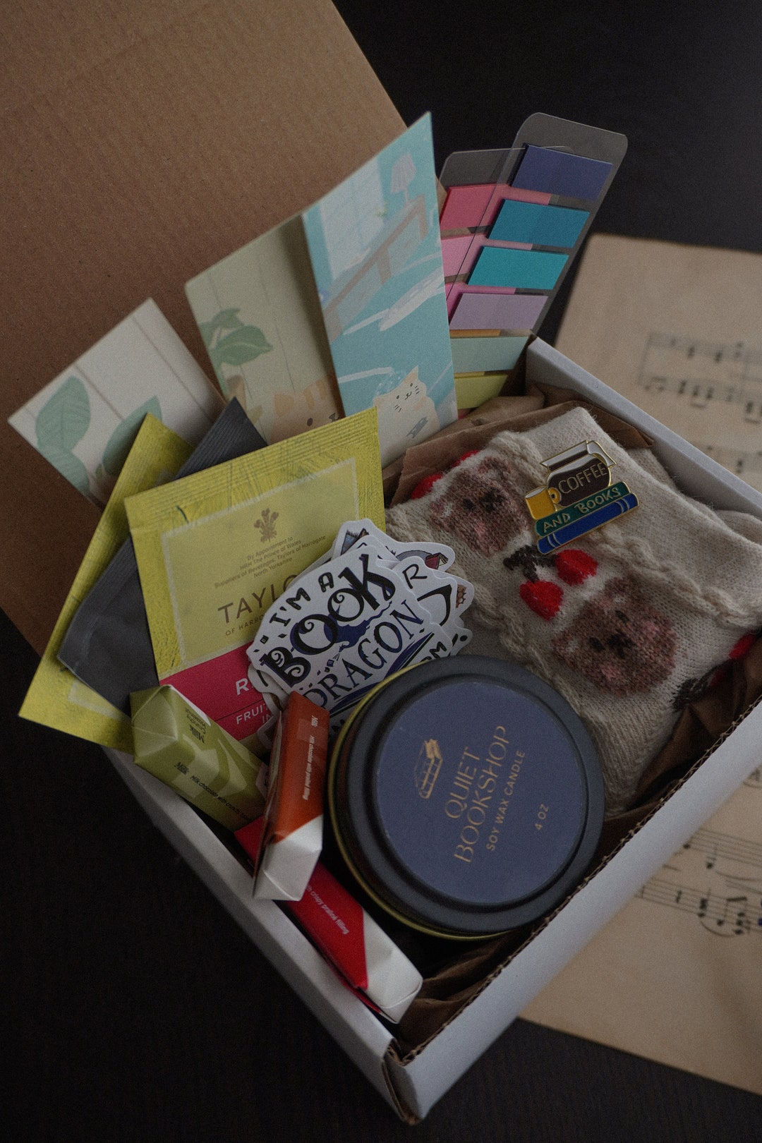 Blind Date With a Book Gift Box, Mystery Book Gift, Surprise Book Box ...