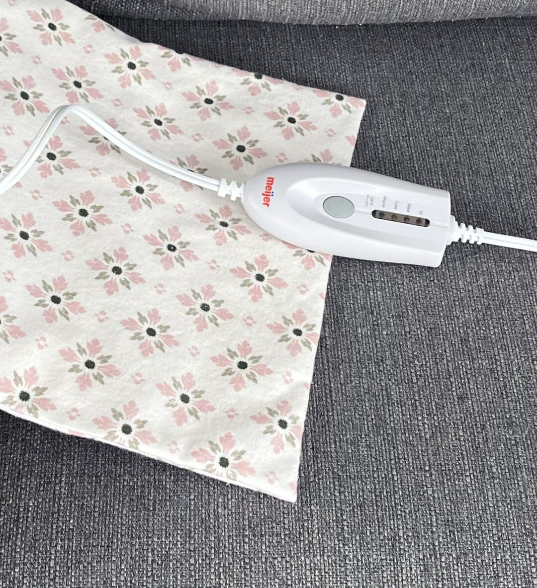 Geometric White Floral, Flannel Cover for Electric Heating Pad ...