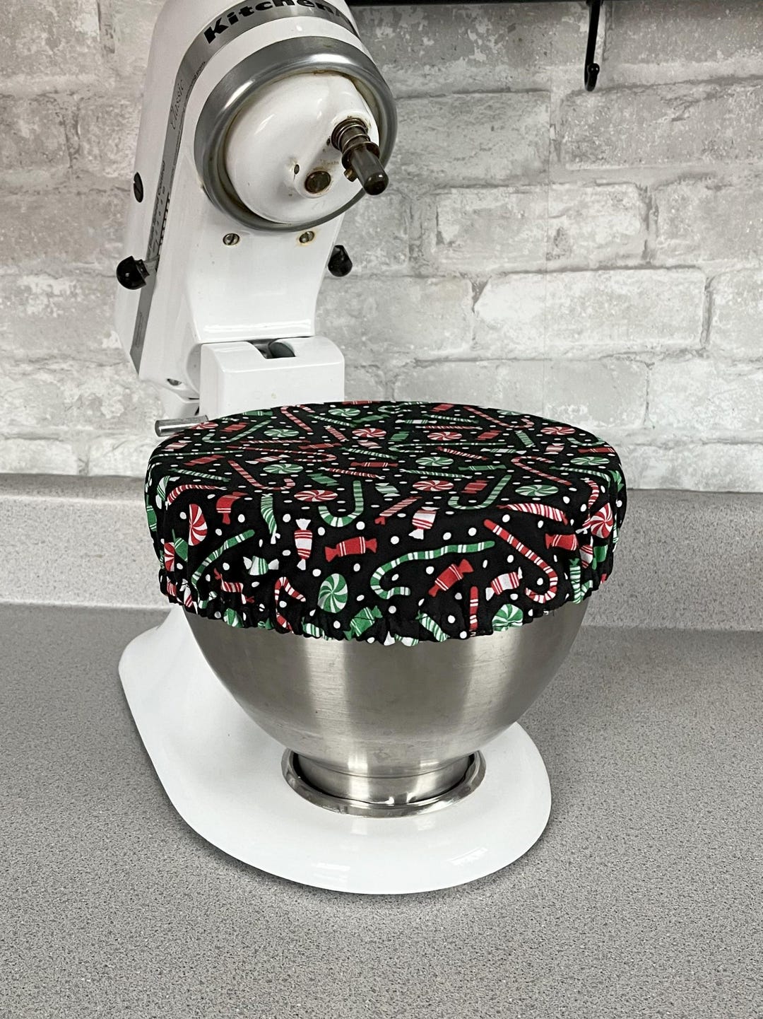 Peppermint Christmas Candy on Black, Reversible Bowl Cover, Reusable ...