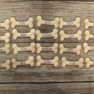 Give the Dog a Bone Long Vowel Teams Literacy Phonics File Folder Game ...