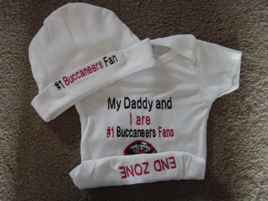 Tampa Bay Buccaneers Fan Football Baby Infant Newborn Creeper Creeper ...