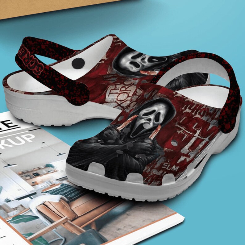 Scream Horror Movie Clogs, Halloween Gift, Scary Movie Lover Present ...