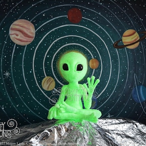 Alien Crochet Amigurumi Pattern DIGITAL Download PDF by Crafty ...