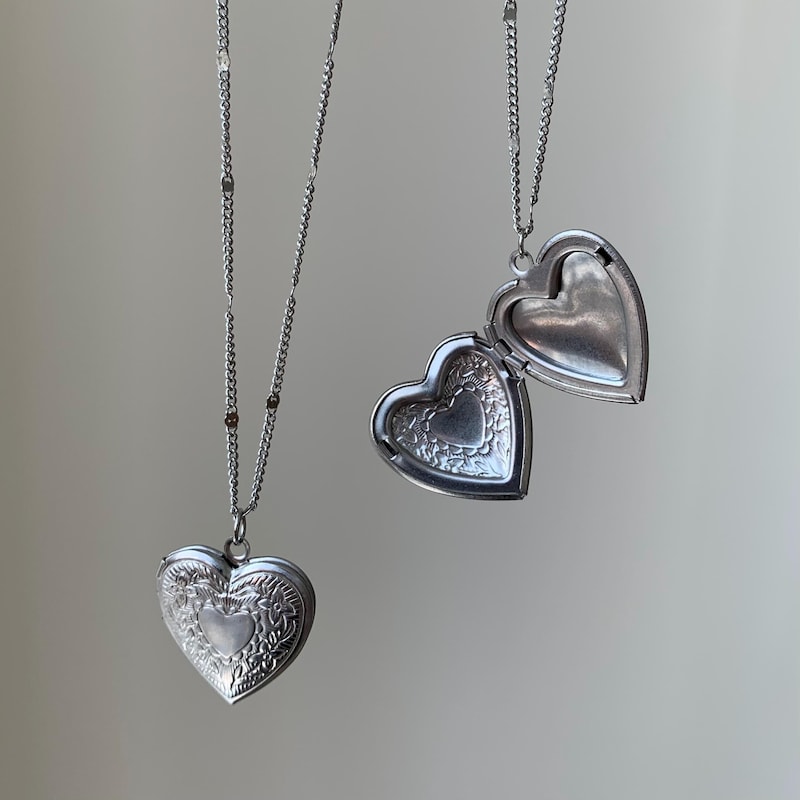 Silver Locket - Etsy