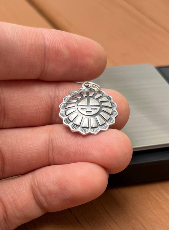 925 Native American Indian Sun Face Medallion Sterlin… - Gem