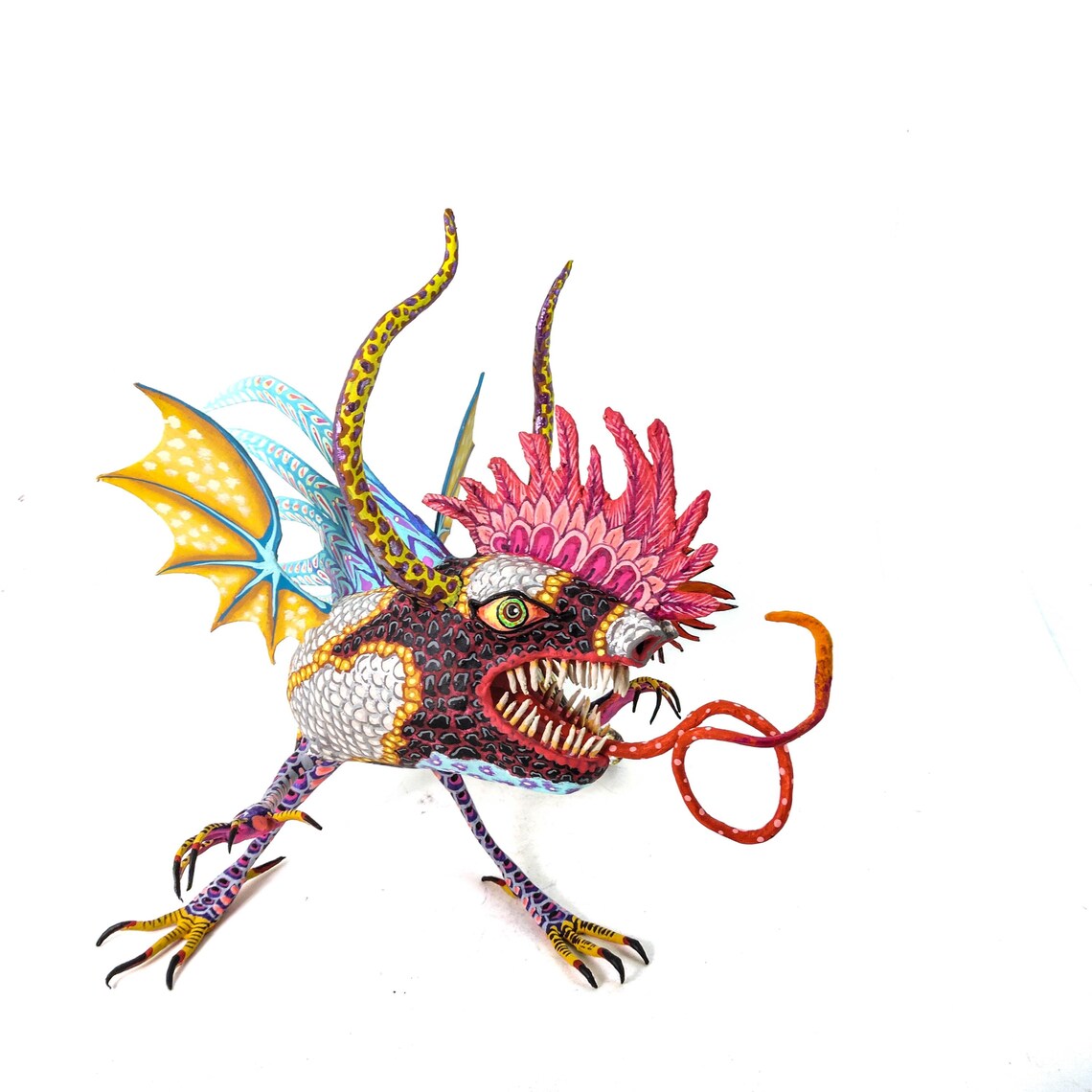 Exquisite Handcrafted Mexican Papier Mâché Alebrije: A Vibrant and ...