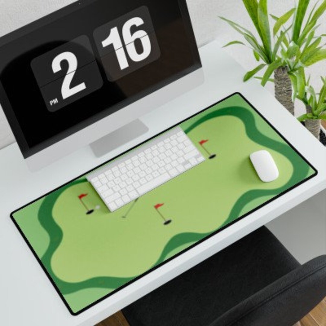 Golf Putting Green Mouse Pad, Golf Desk Mat, Golf Gift, Golf Present ...