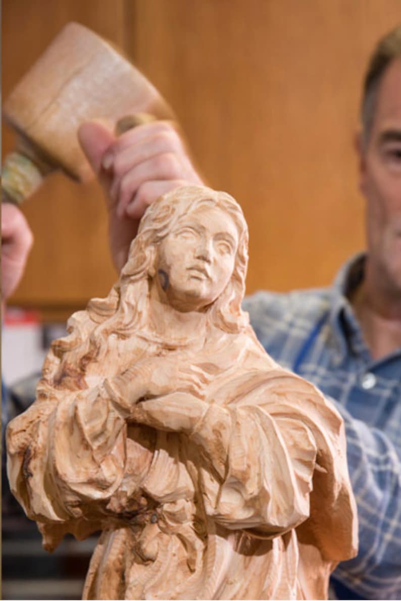 MADONNA DI MONTSERRAT in Carved Wood - Etsy