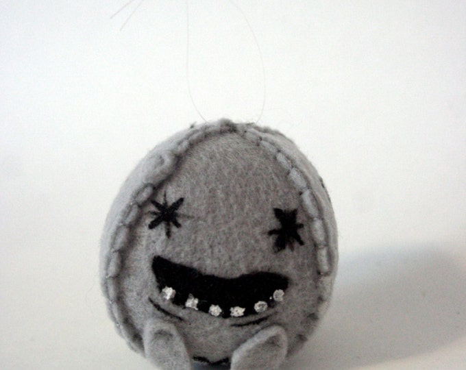 The Binding of Isaac - Duke of Flies Hangable Plush Friend - Etsy