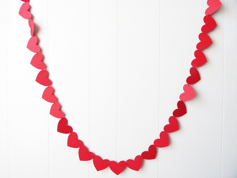Red Heart Garland / Wedding Decoration / Love Bunting / | Etsy