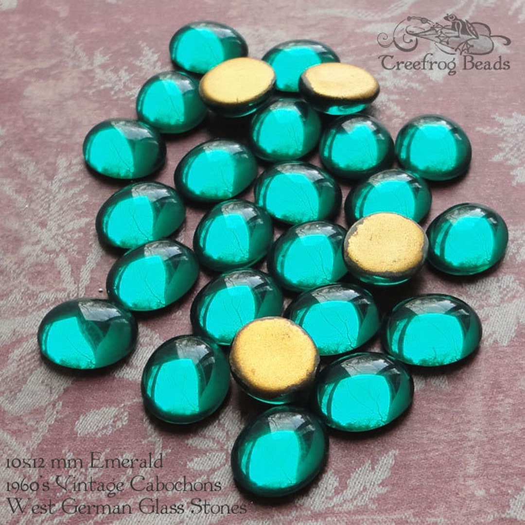 Vintage Glass Cabochons: 10x12 Mm SMOOTH Ovals in Transparent Emerald ...