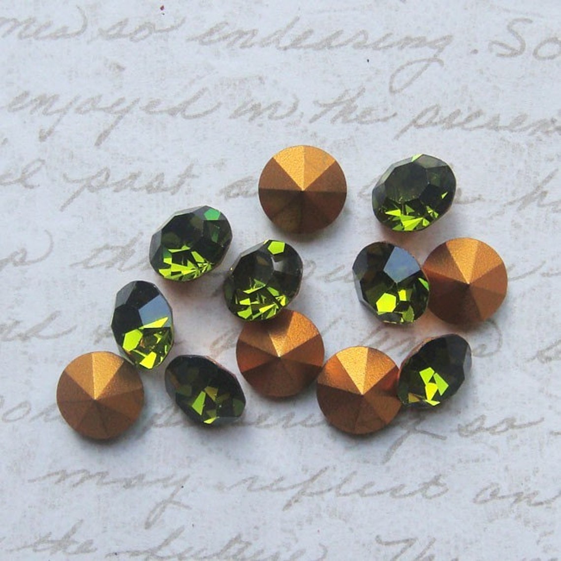 Vintage Swarovski Crystal Pointed Back Rhinestones in - Etsy