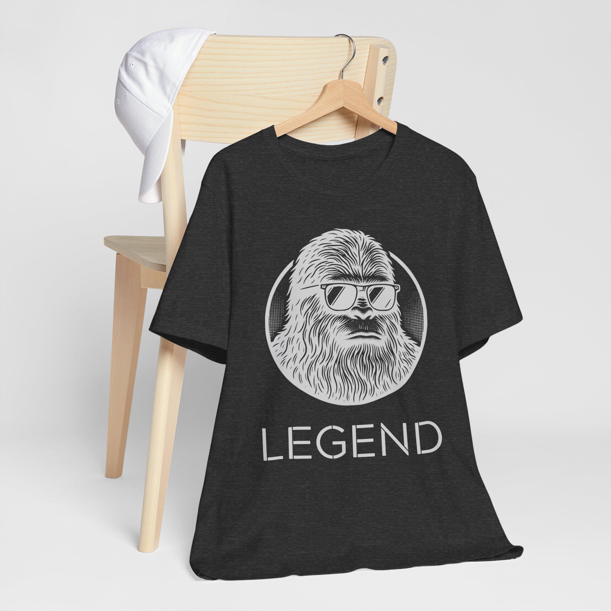 Sasquatch Bigfoot Yeti With Sunglasses Legend T-shirt - Etsy
