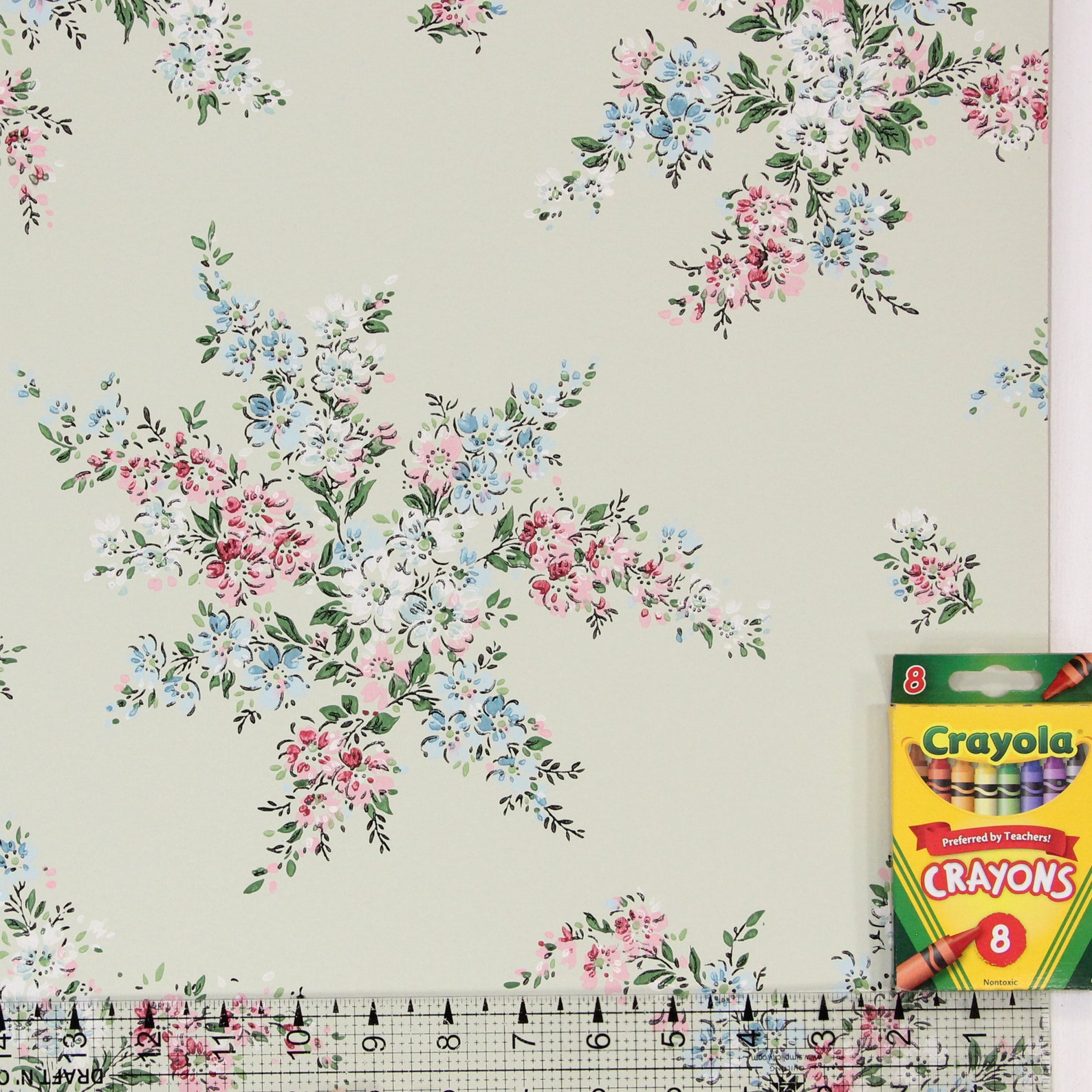 1950s Vintage Wallpaper - Pink Blue Bouquets on Green, Sold by the Yard ...