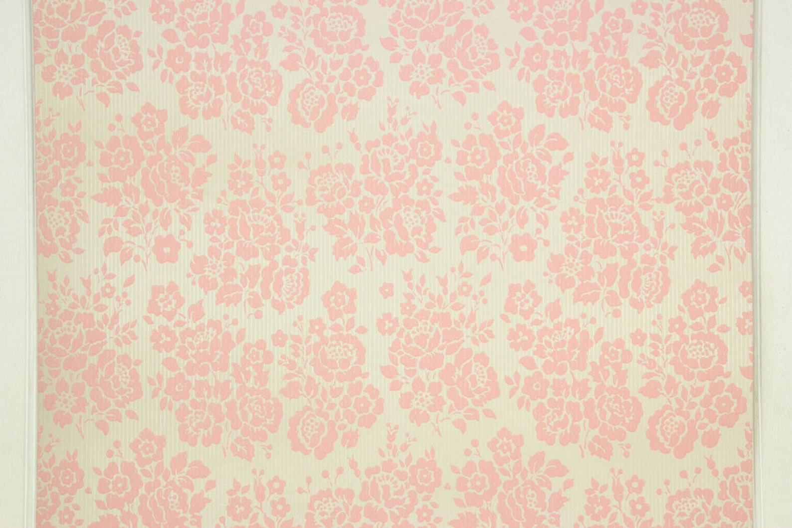 1960s Vintage Wallpaper Pink Rose Bouquets on White by the | Etsy