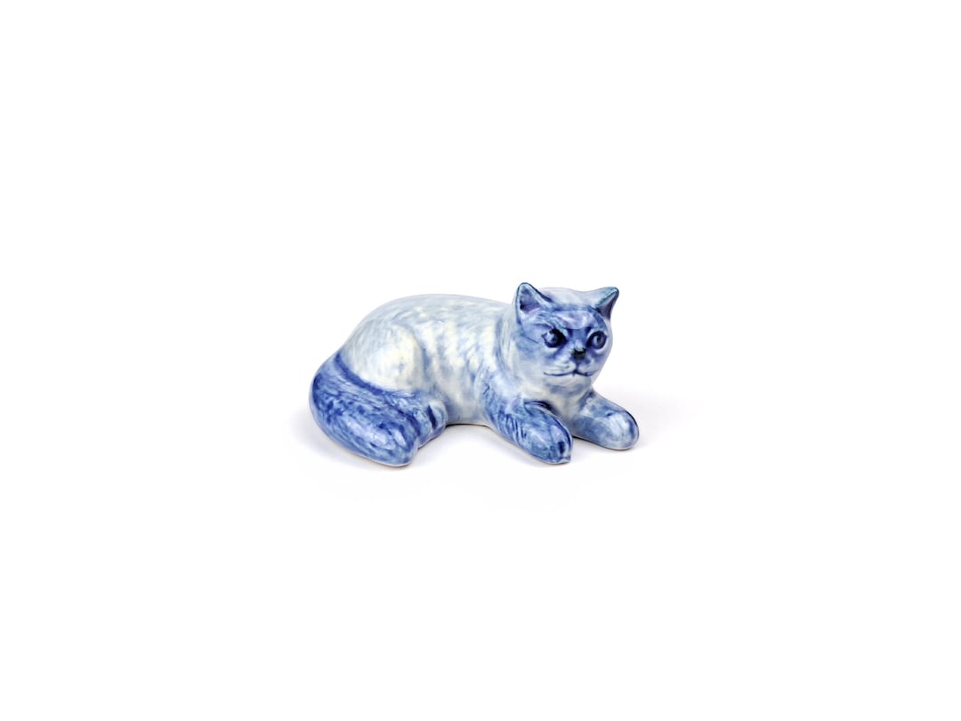 Hand-painted Delft Blue Persian Cat Figurine - Classic Blue and White ...