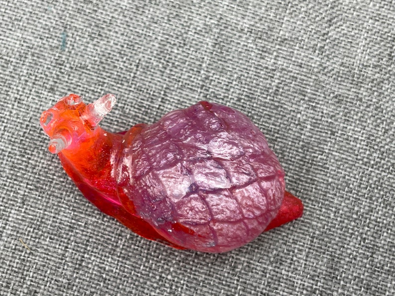 Small Resin Snail Figurine - Dragon - Etsy