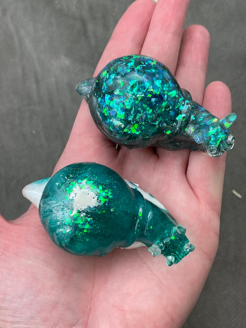 Small Resin Snail Figurine Dragon - Etsy