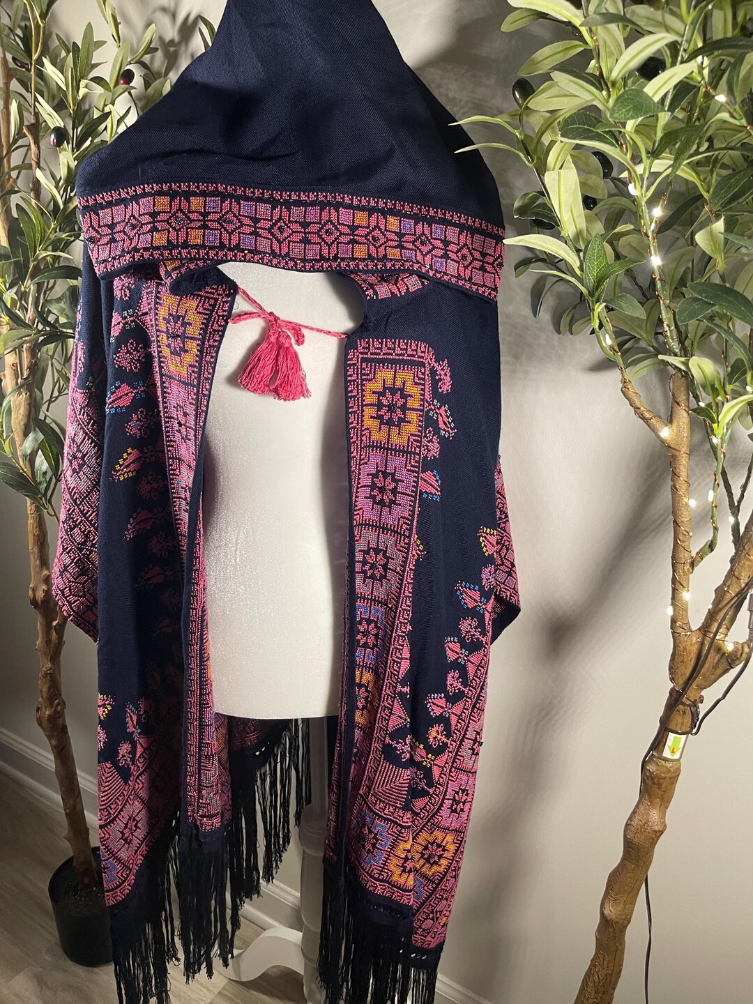 Gaza, Palestinian , Traditional Clothing, Shawls Thobes Thobe ...