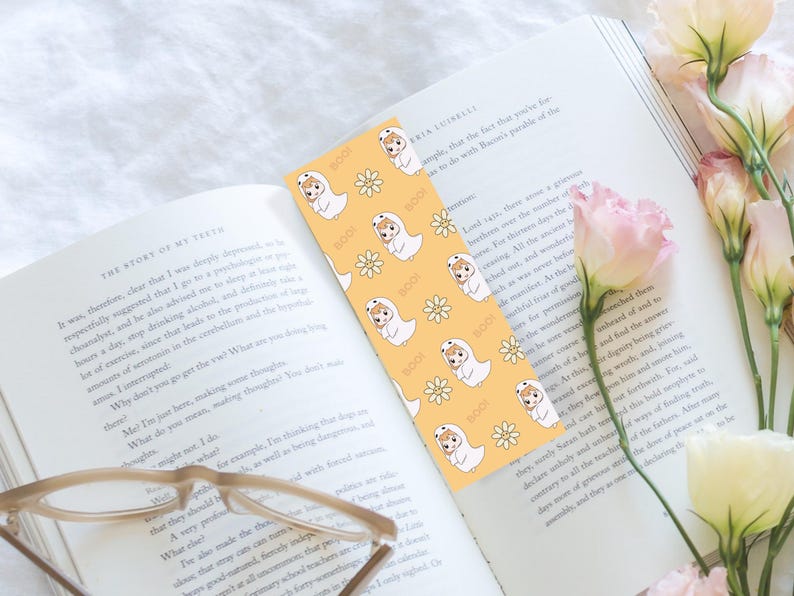 Kawaii Ghost Boo Daisy Halloween Bookmark Design PNG Cute Simple ...