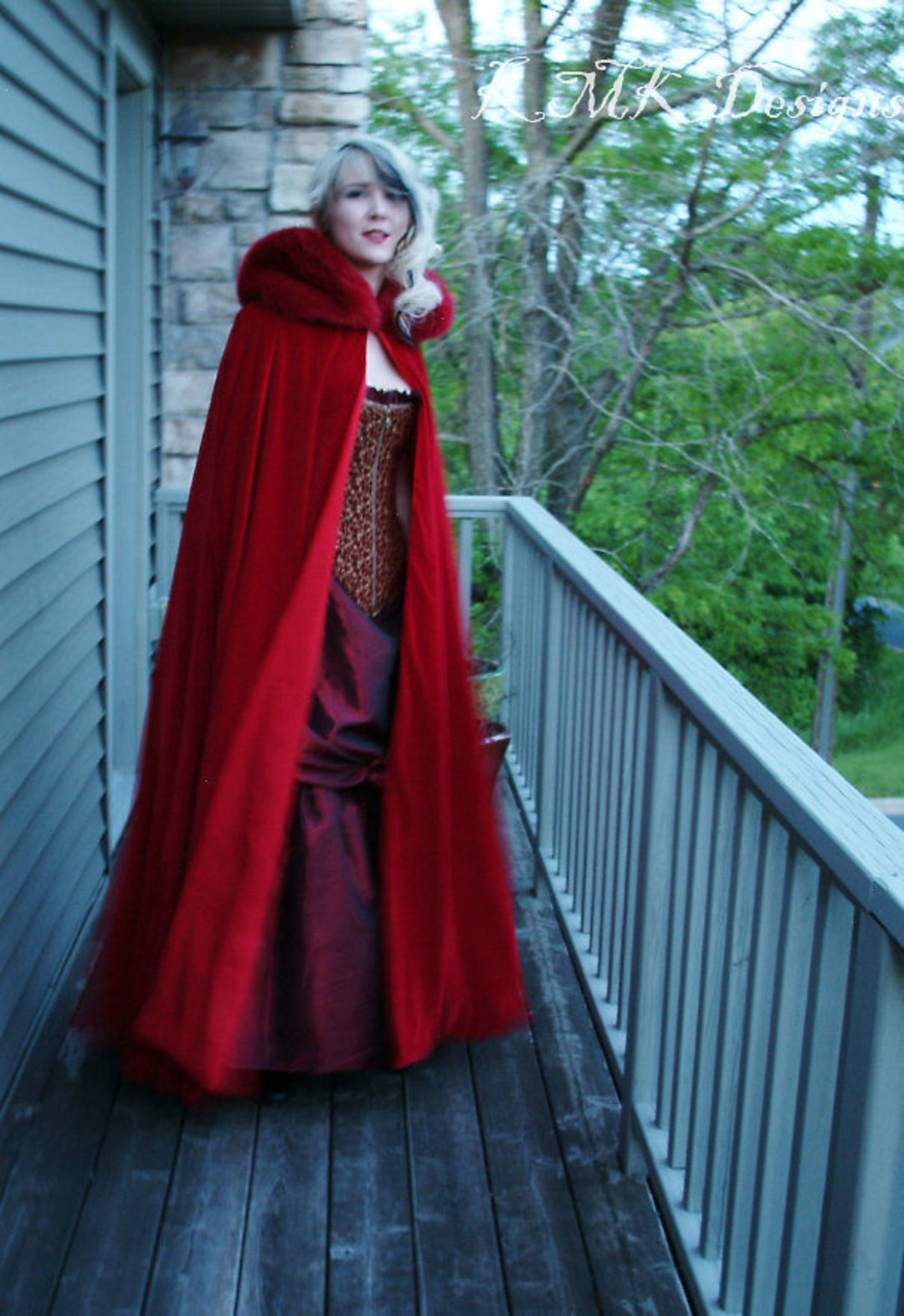 Red Velvet Wedding Cape Red Riding Hood Costume Brothers Grimm Cosplay
