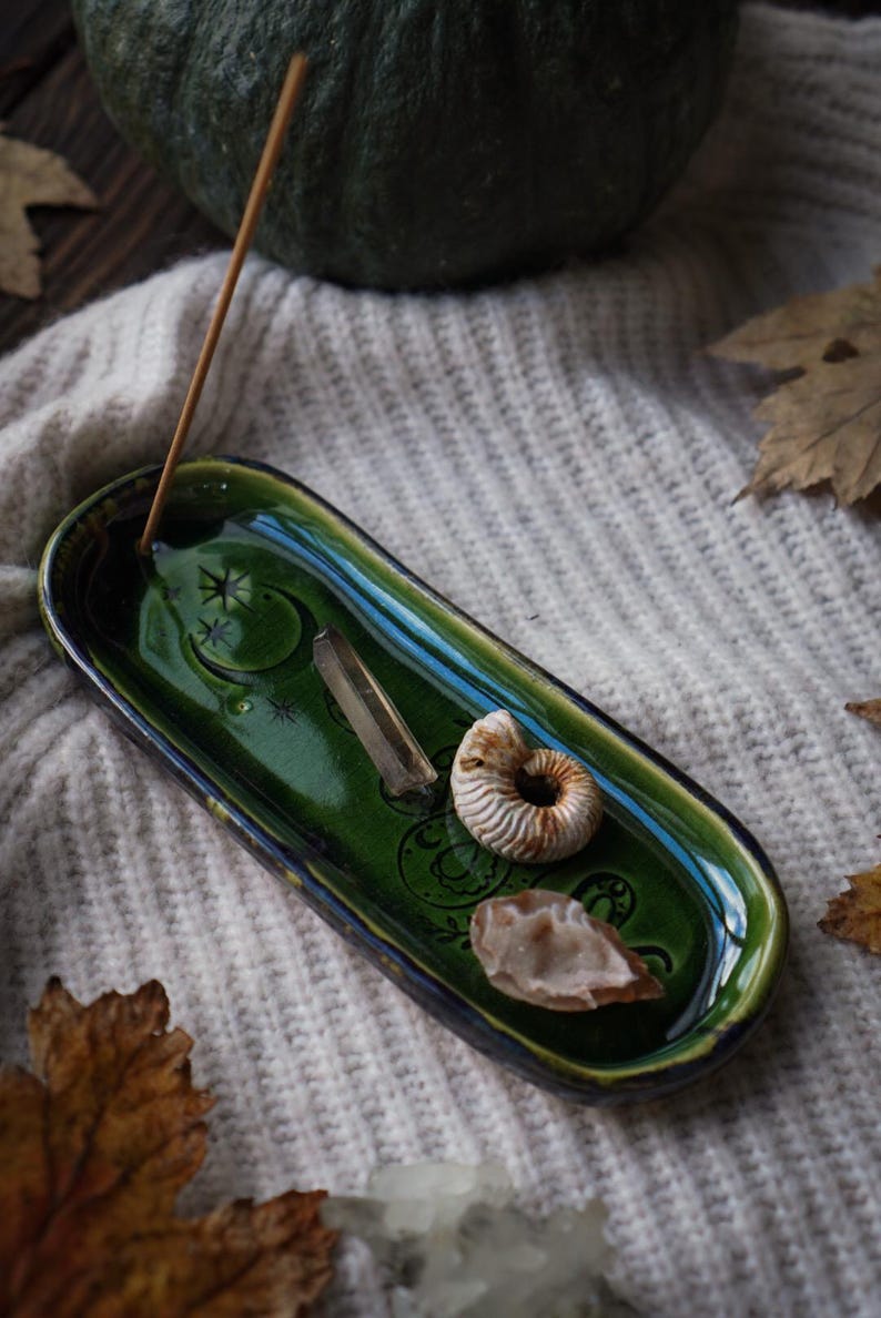 Ceramic Snake Dish: Green Altar Tray, Handmade Decor - Etsy