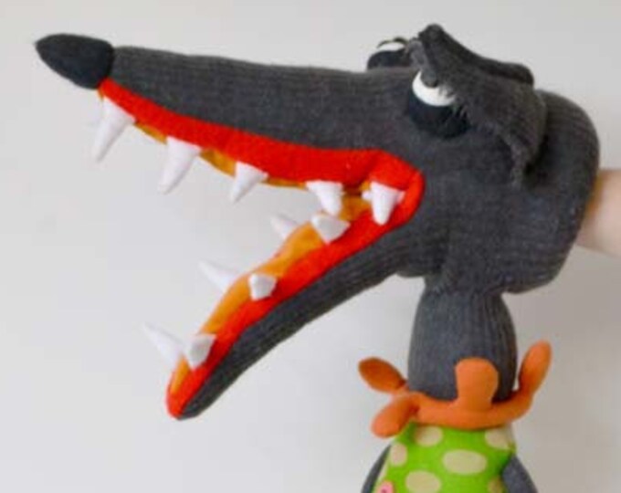 Wolf Hand Puppet, Large Plush Clown Wolf Puppet Scary Stuffed Animal ...