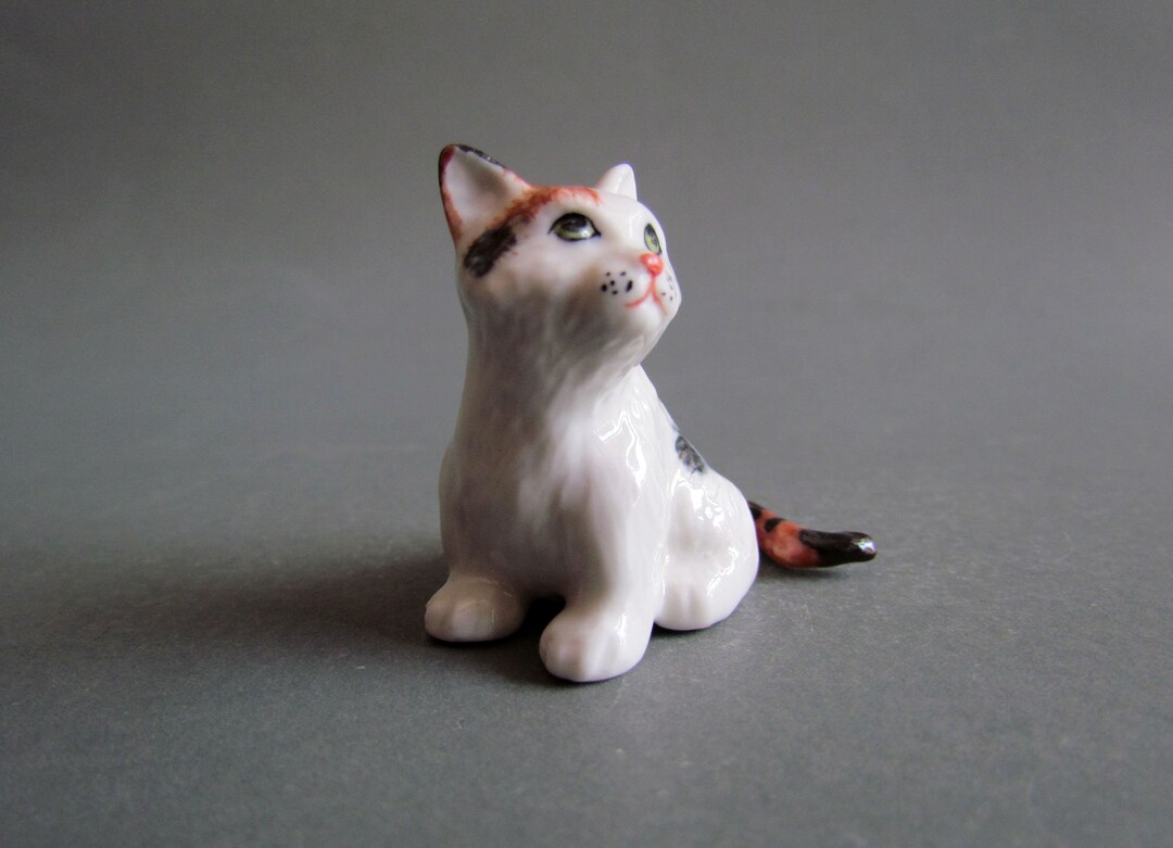 Miniature Ceramic Figurines Cat Ceramic Figurine Porcelain Figure ...