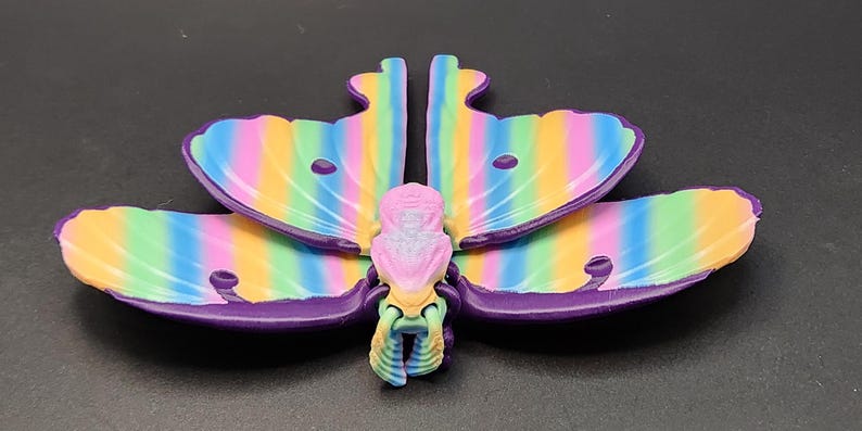 3D Printed Articulated Luminous Moth – Movable Wing Insect – Unique ...