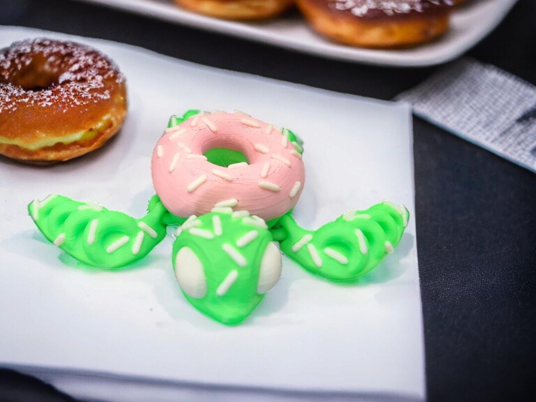 3D Printed Doughnut Turtle – Cute Articulated Fidget Toy - Etsy