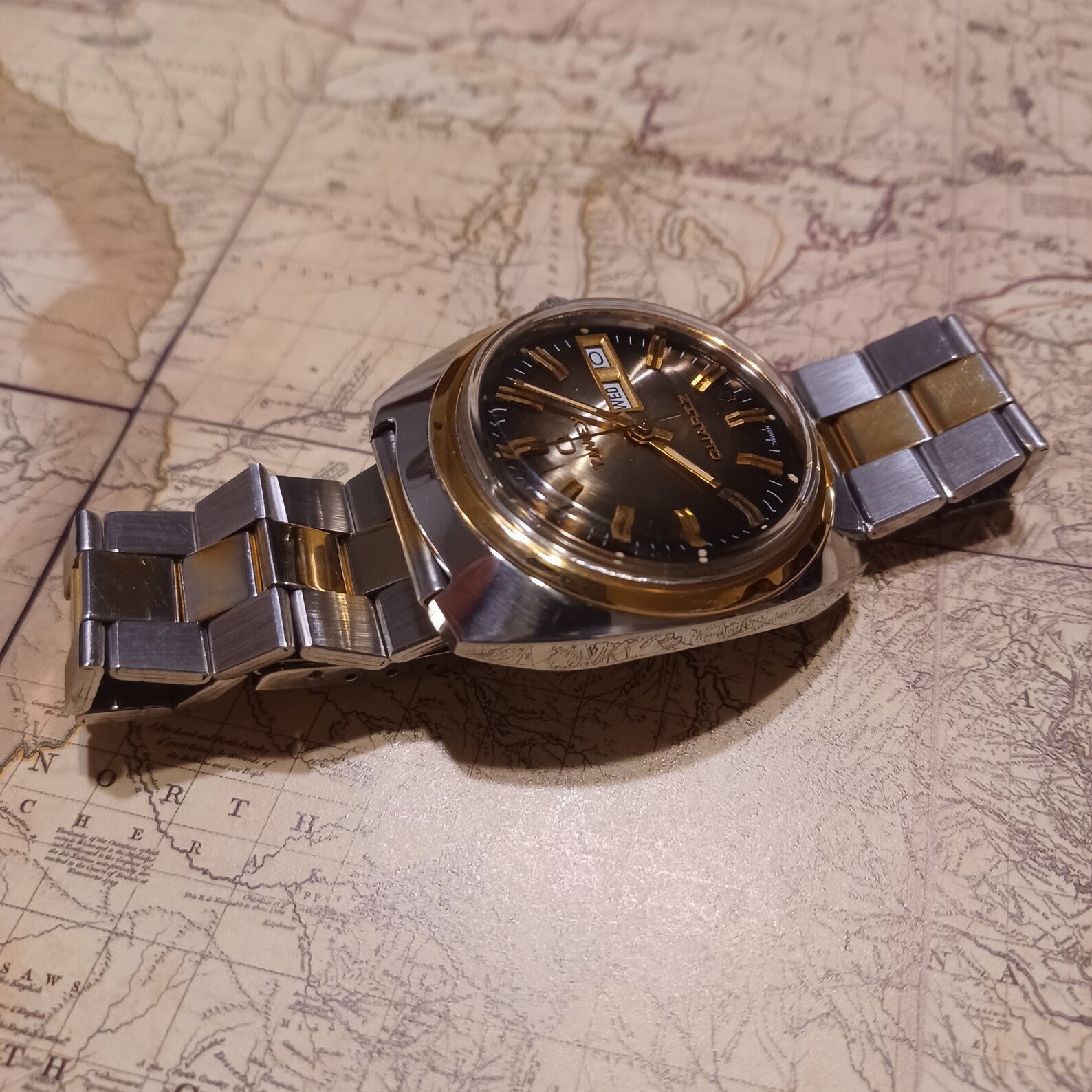 1978 Timex Vintage Retro Falcon Eye Quartz Q Watch-price Drop! - Etsy