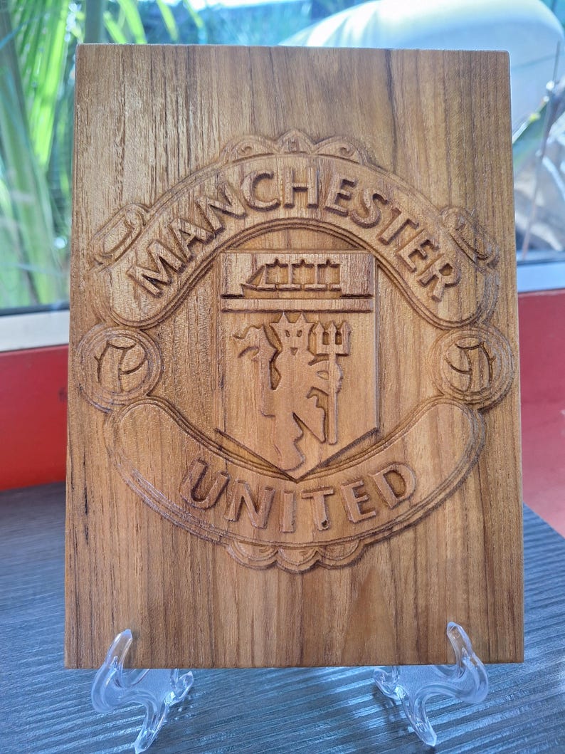 Manchester United FC Wooden Crest - Etsy