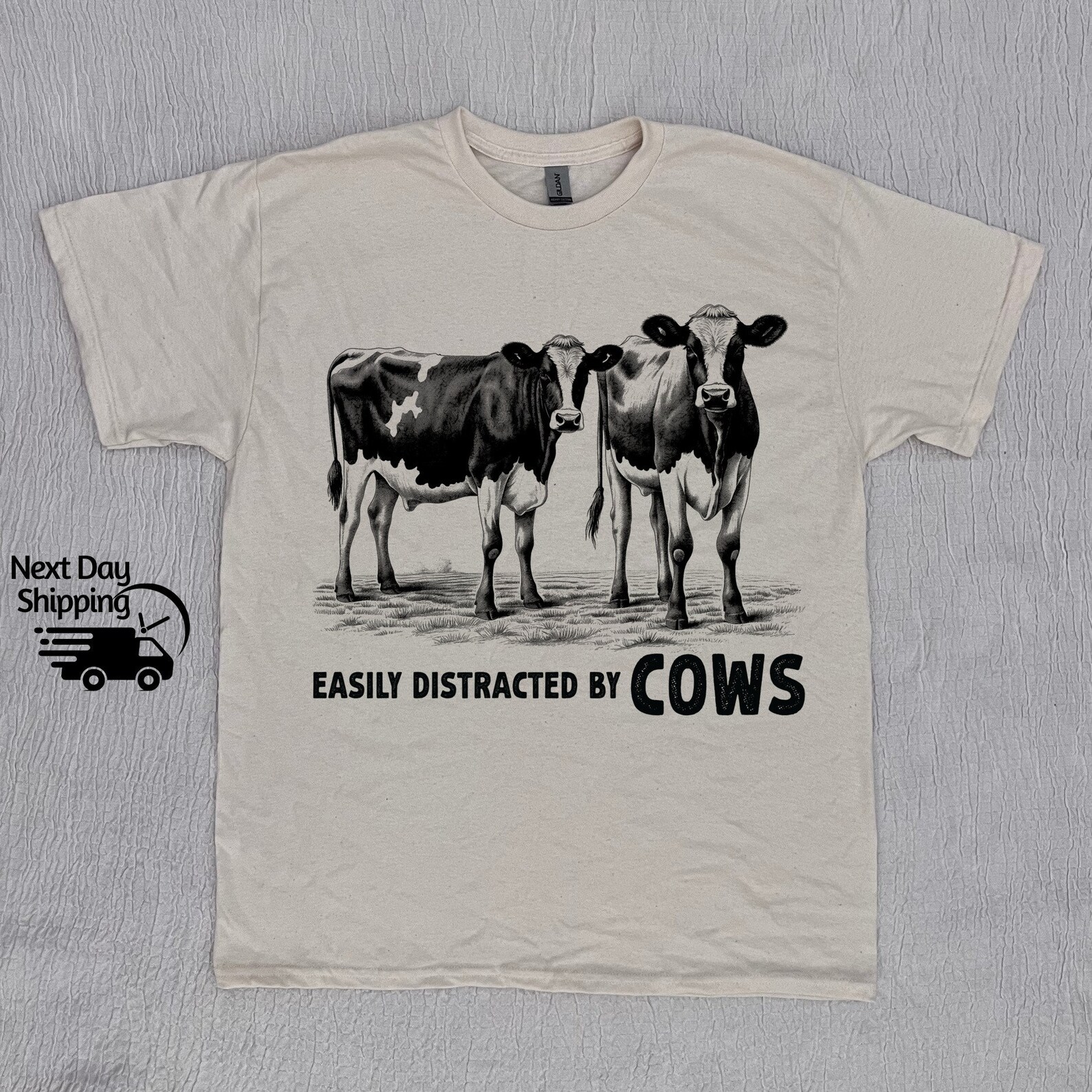 Funny Easily Distracted by Cows 90s Graphic T-shirt, Funny Cow Vintage ...